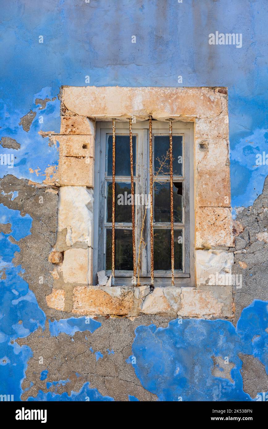 shabby chick distressed paintwork, textured weathered paint on an old ...