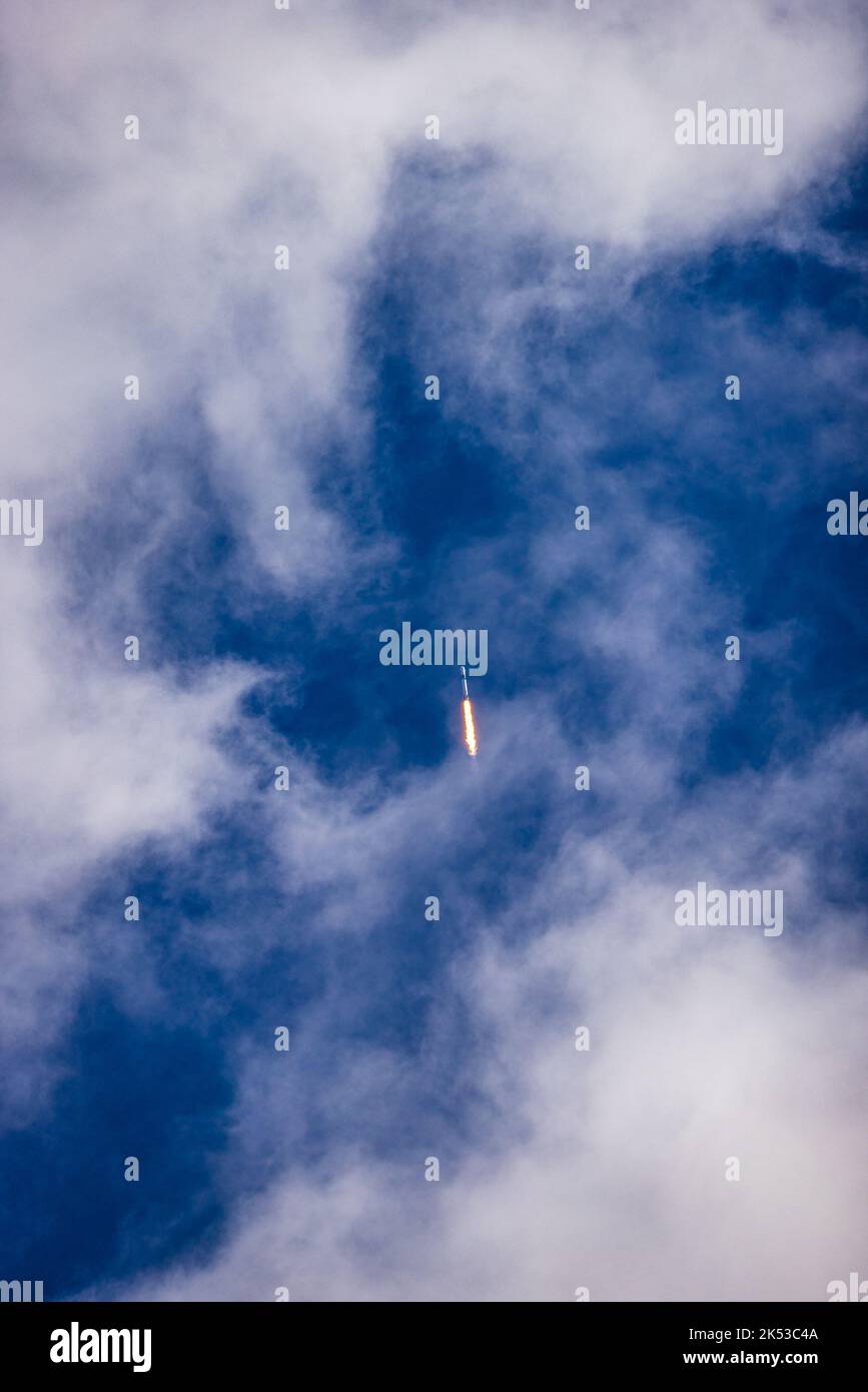 USA. 05th Oct, 2022. SpaceX rocket launch with Crew-5 mission takes ...