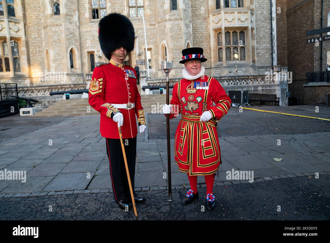 Garrison sergeant major vern stokes hi-res stock photography and images ...