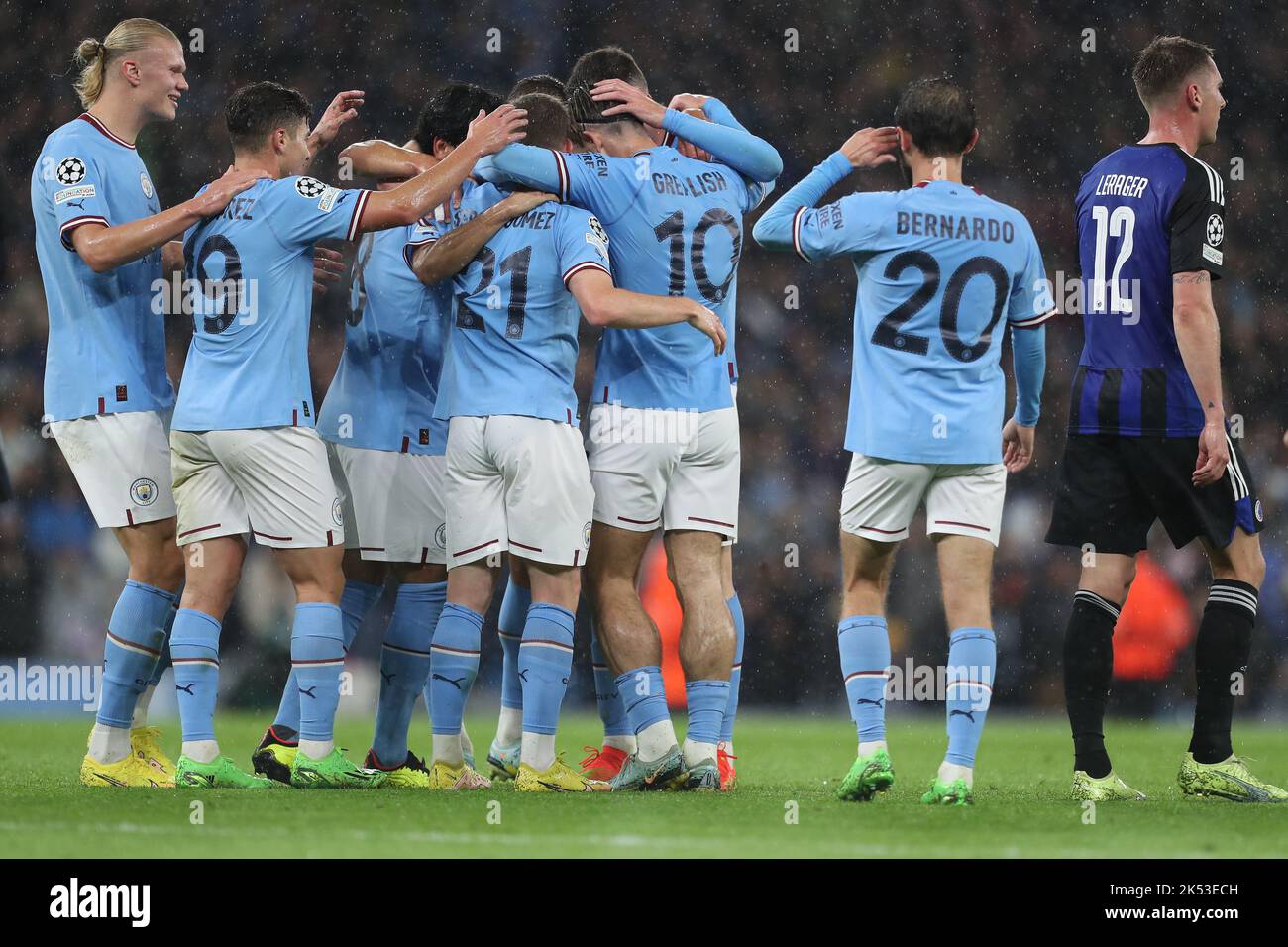 Manchester city celebrate goal 2022 hi-res stock photography and images ...