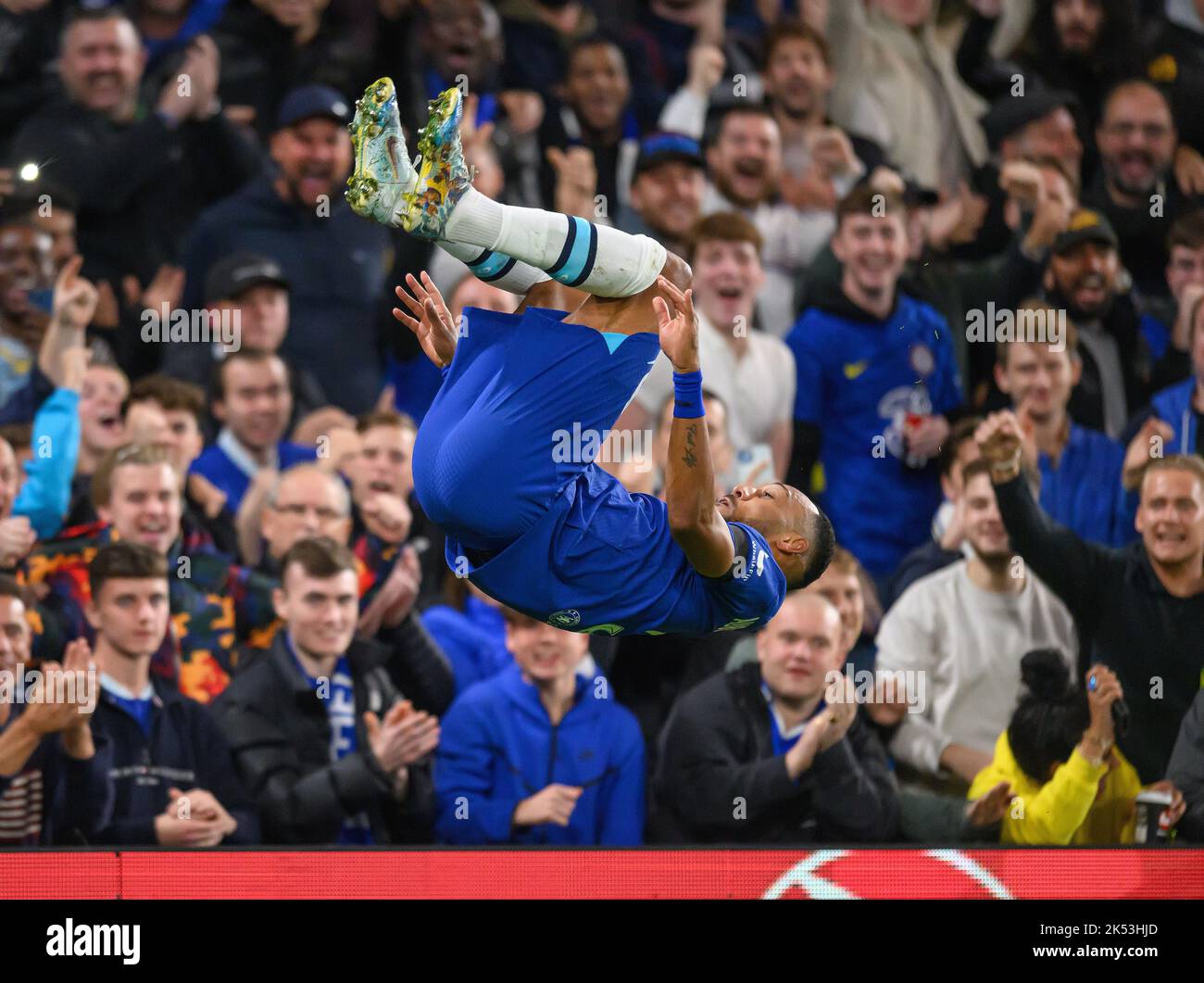 Chelsea goal celebration 2022 hi-res stock photography and images - Alamy