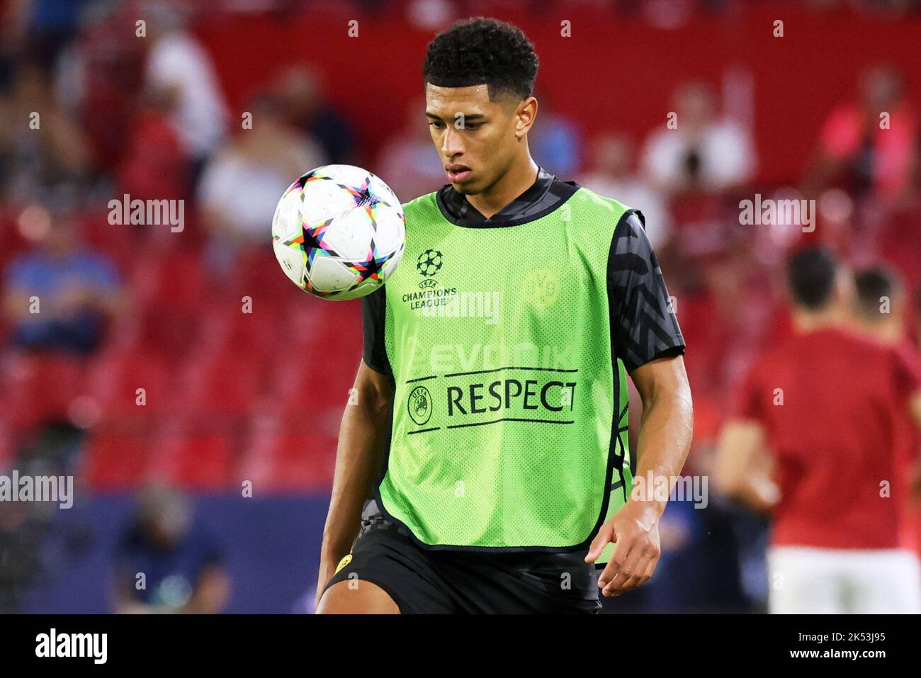 Seville, Seville, Spain. 5th Oct, 2022. Jude Bellingham of Borussia ...