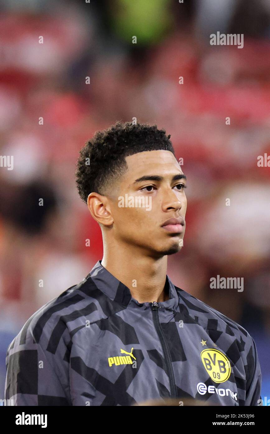 Seville, Seville, Spain. 5th Oct, 2022. Jude Bellingham of Borussia ...