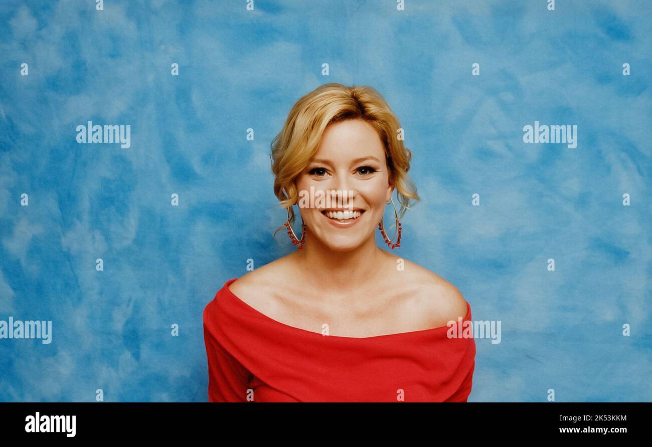 Retro celebrity portraits - Elizabeth Banks, circa 2005. For Editorial ...