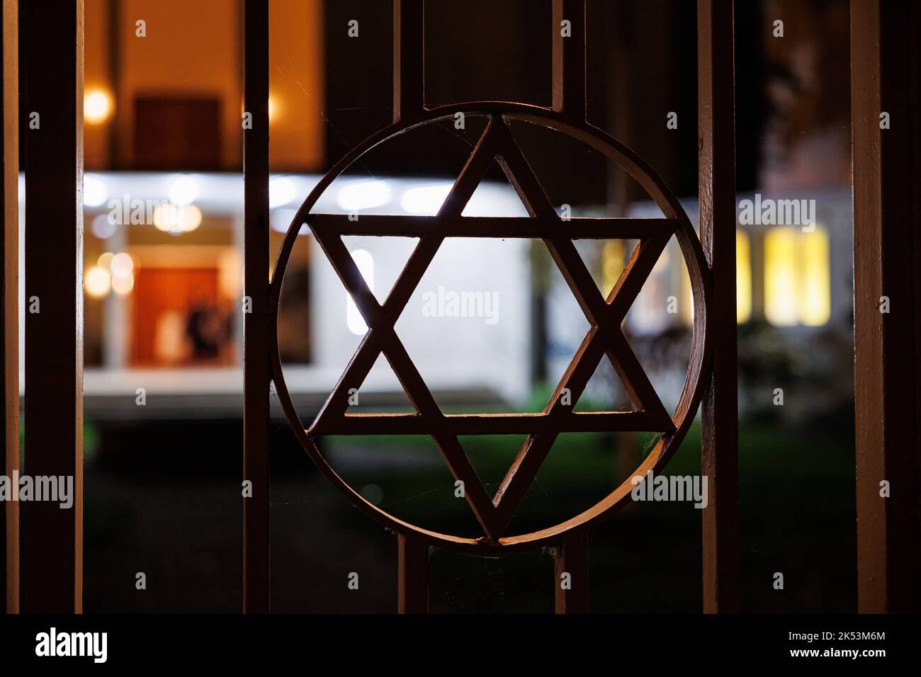 Star of david damaged hi-res stock photography and images - Alamy
