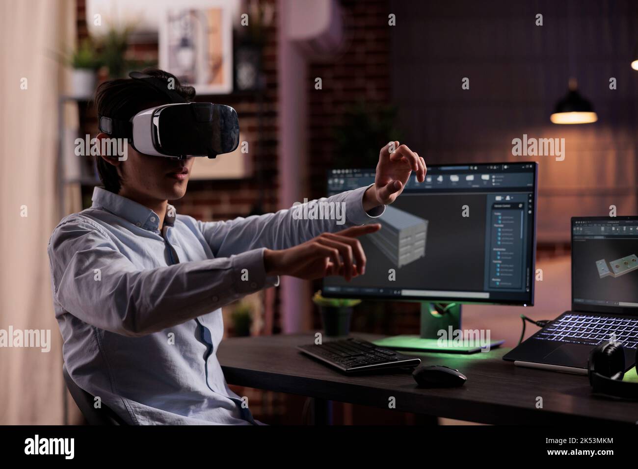 Cad engineer manufacturing industrial product using interactive vr ...