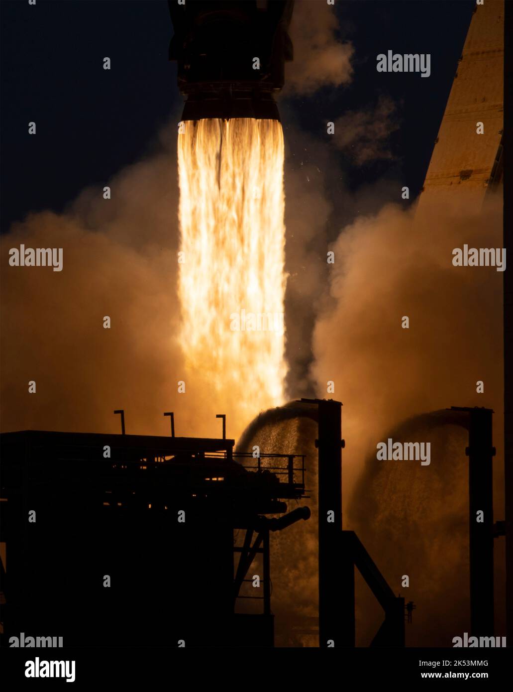 Cape Canaveral, United States of America. 05 October, 2022. Full thrust ...