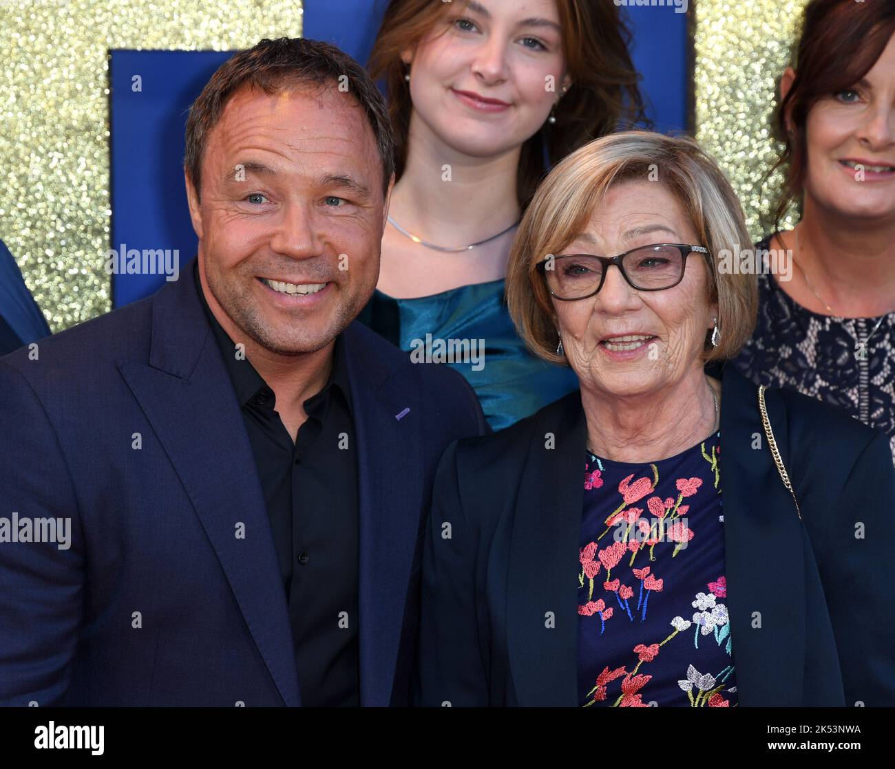 October 5th, 2022. London, UK. Stephen Graham and his mother arriving ...