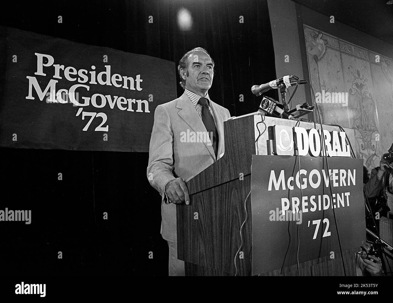 Mcgovern 1972 hi-res stock photography and images - Alamy
