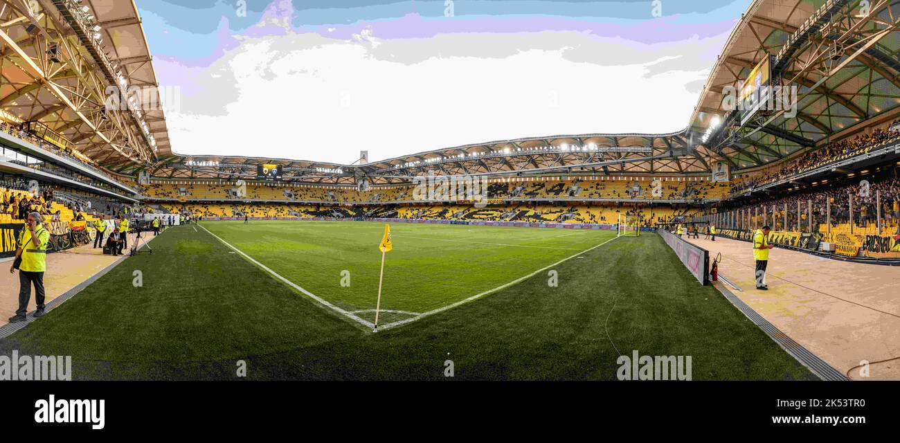 Ionikos hi-res stock photography and images - Alamy