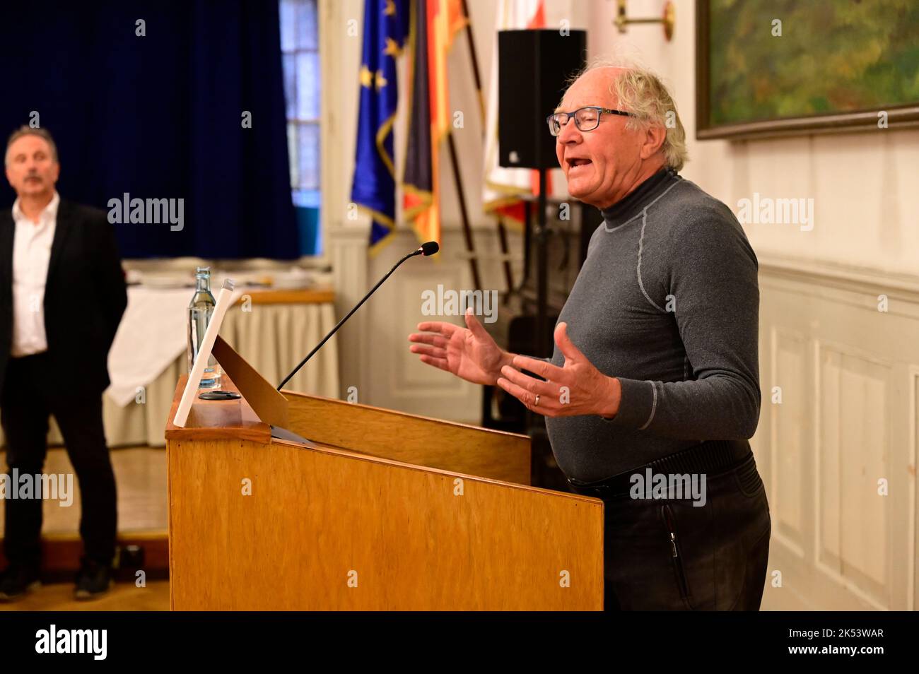 Soziale organisation hi-res stock photography and images - Alamy