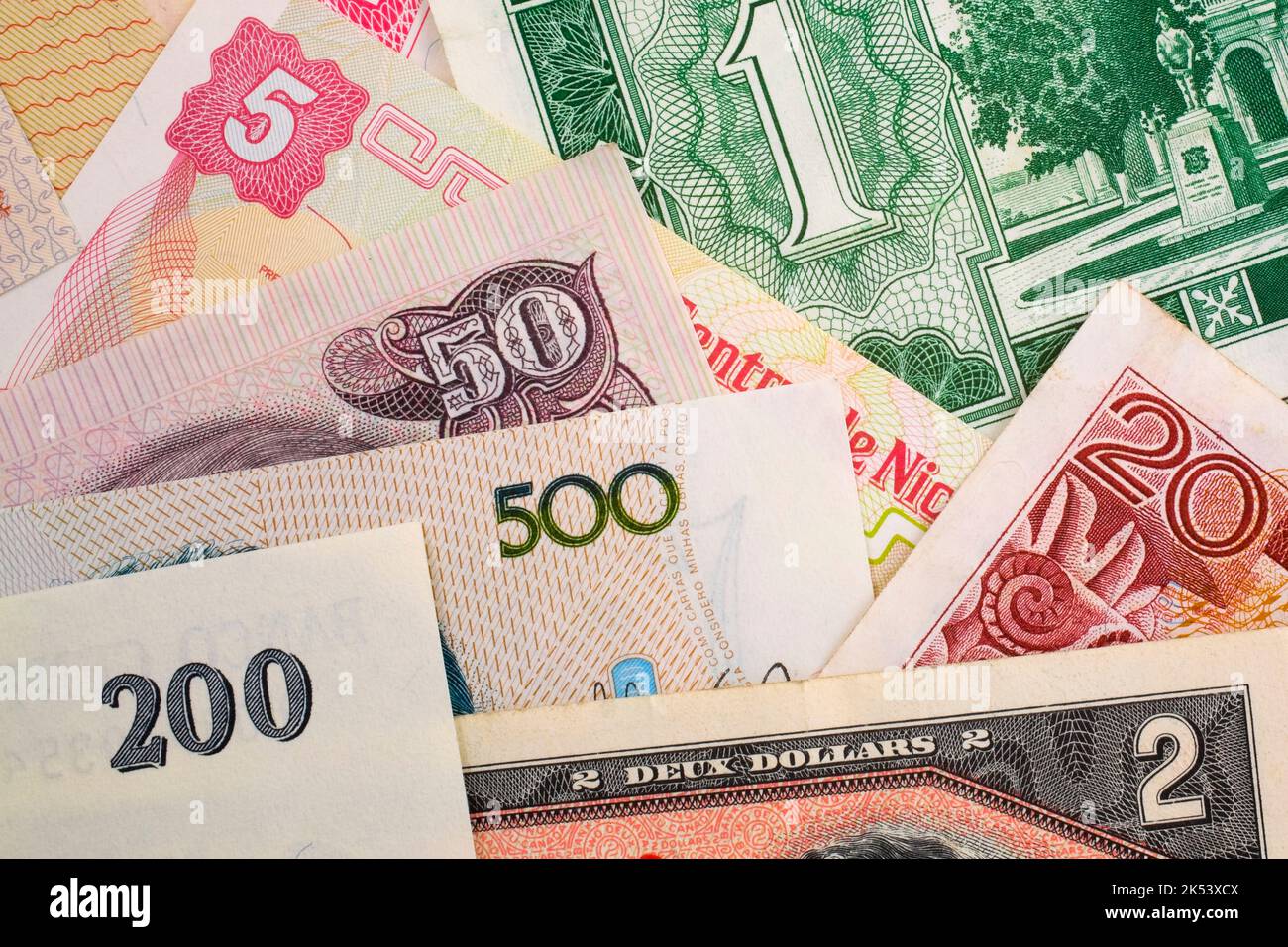 Assorted foreign currency bank notes Stock Photo - Alamy