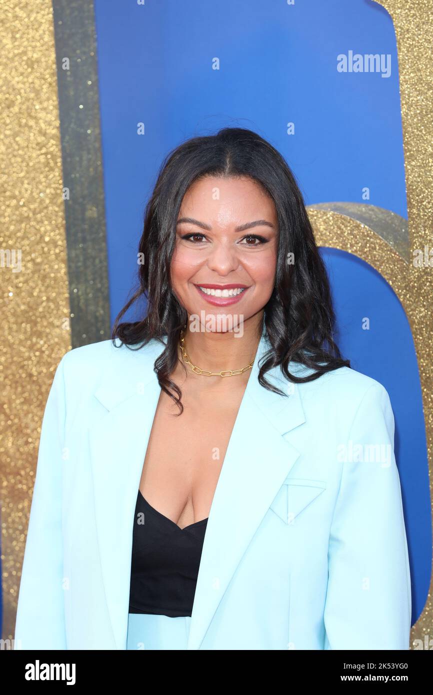 Nicole Brown attends the World Premiere of Roald Dahl’s Matilda The ...