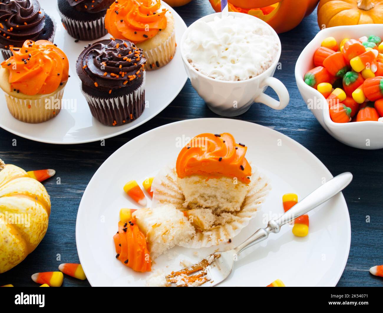 Mon creme hi-res stock photography and images - Alamy