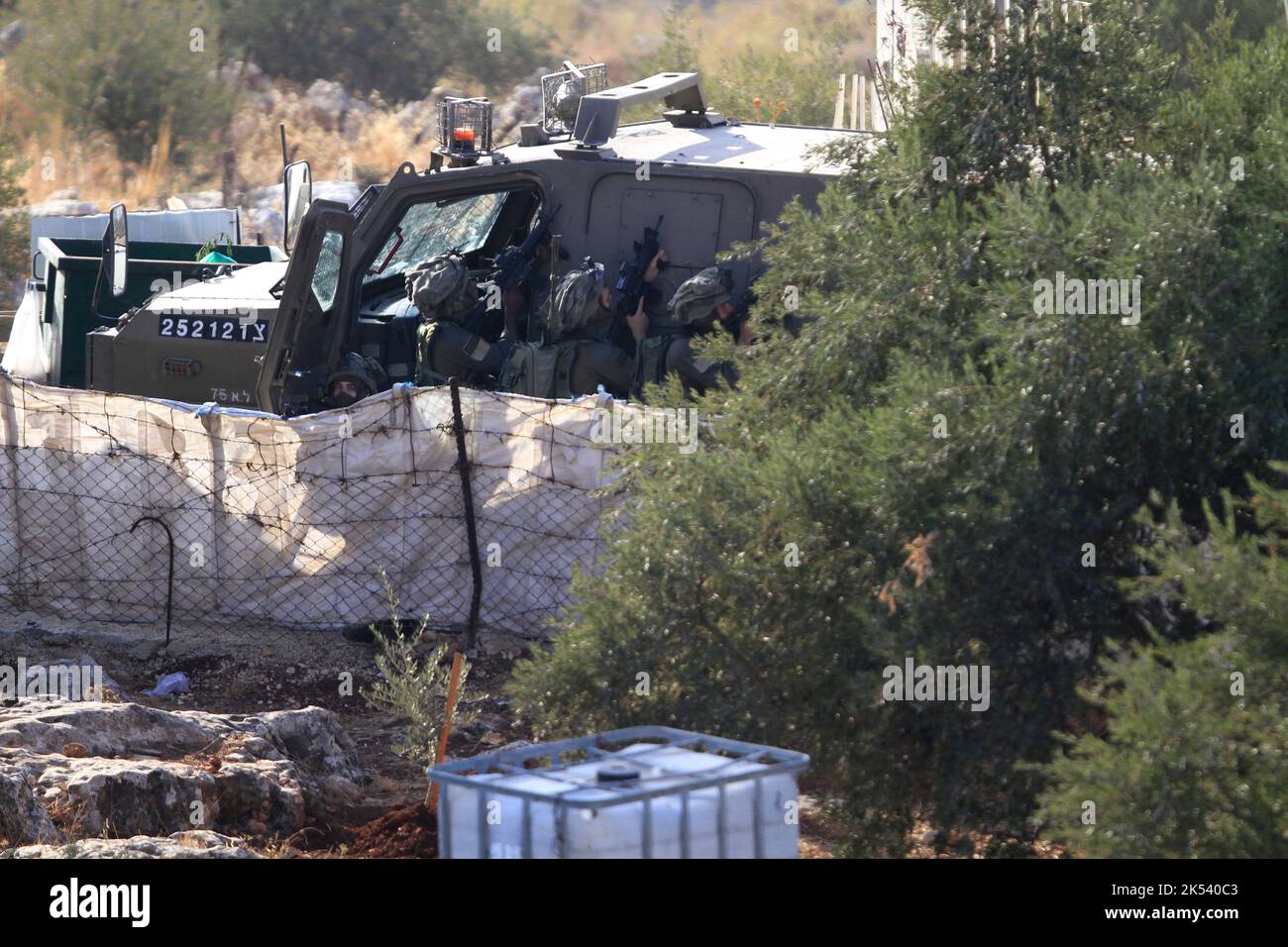 Salman omran hi-res stock photography and images - Alamy