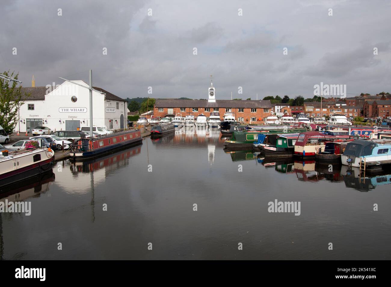 Stourport on Severn canal wharf, canal basin, Stourport Ring ...