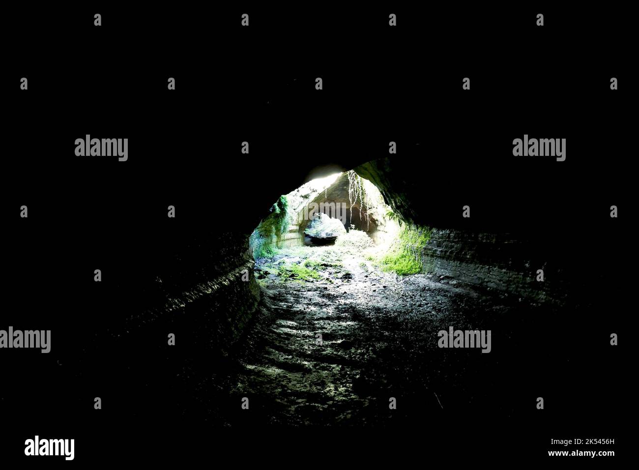 Volcanic eruptions hi-res stock photography and images - Alamy