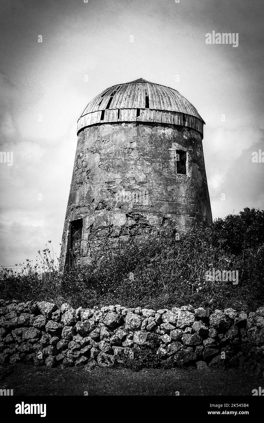 Archival house and windmill hi-res stock photography and images - Alamy