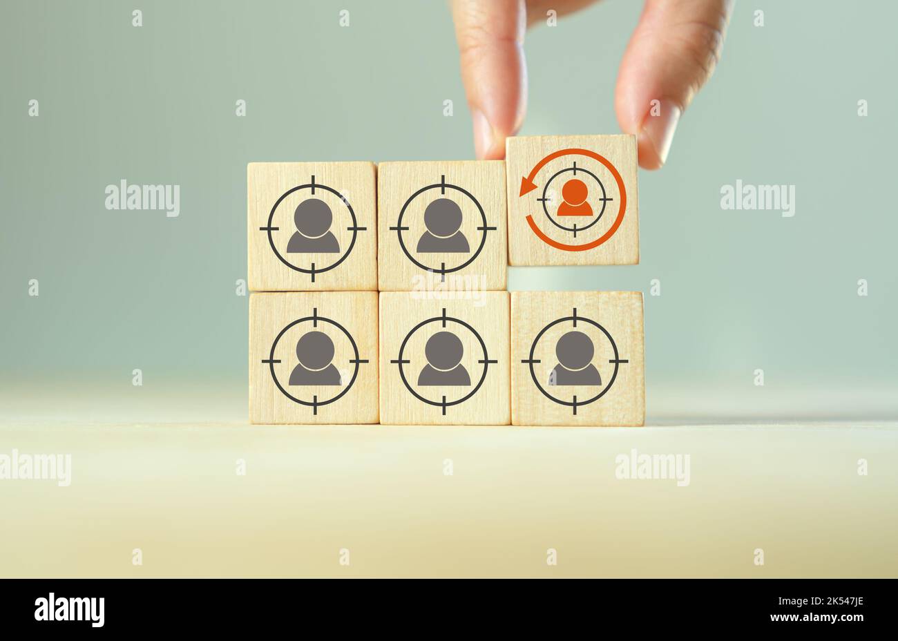 Digital marketing, retargeting or remarketing concept. Online ...