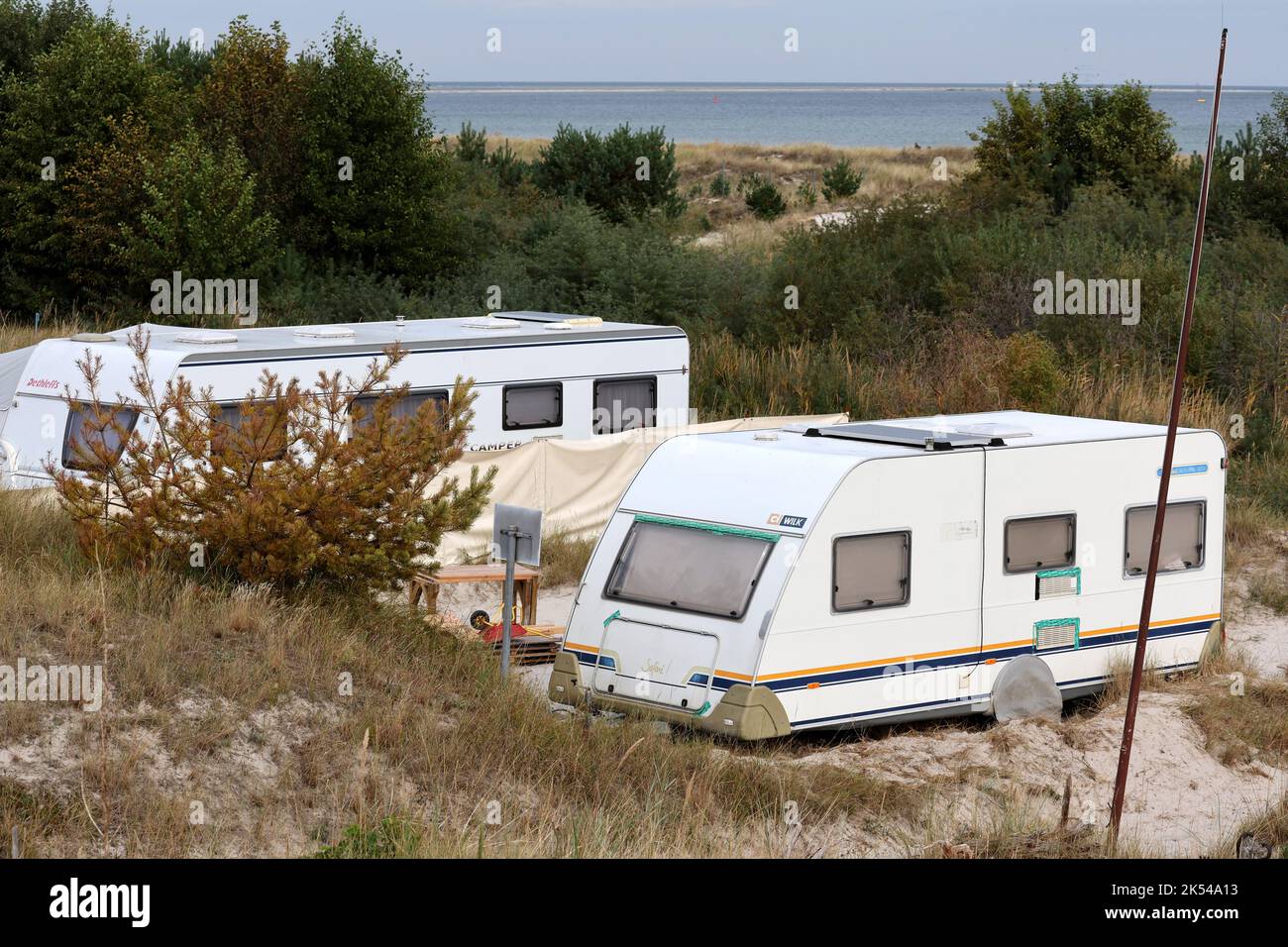 Prerow, Germany. 05th Oct, 2022. In "Area I" of the Regenbogencamp ...