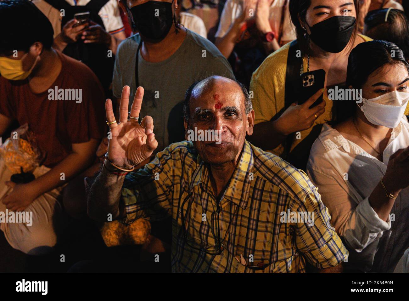 Bangkok, Thailand. 05th Oct, 2022. A Hindu-Brahman believer makes Om's ...