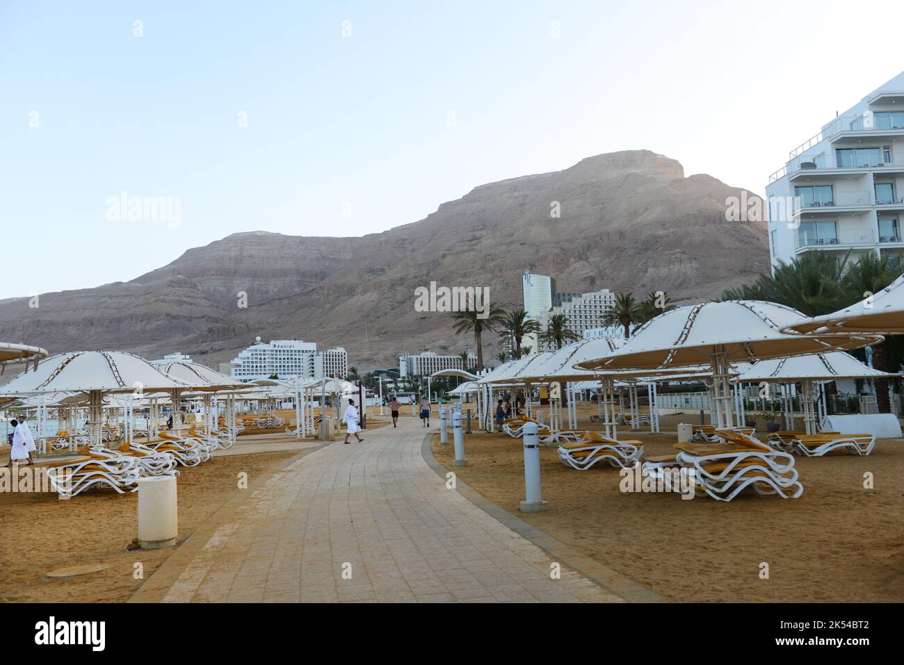 Walking along the Dead Sea promenade in Ein Bokek, Israel Stock Photo - Alamy