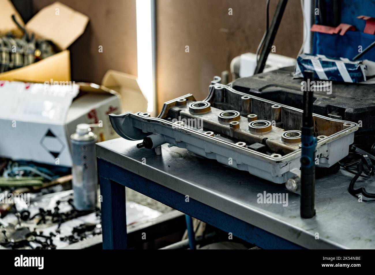 Disassembled car engine block at car service station Stock Photo - Alamy