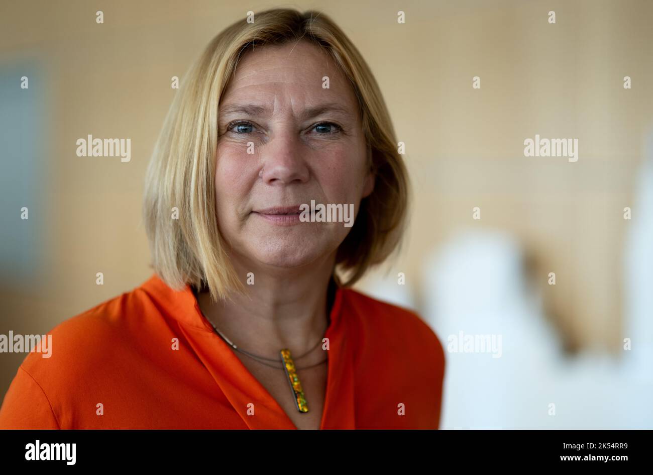 Yvette gerner hi-res stock photography and images - Alamy