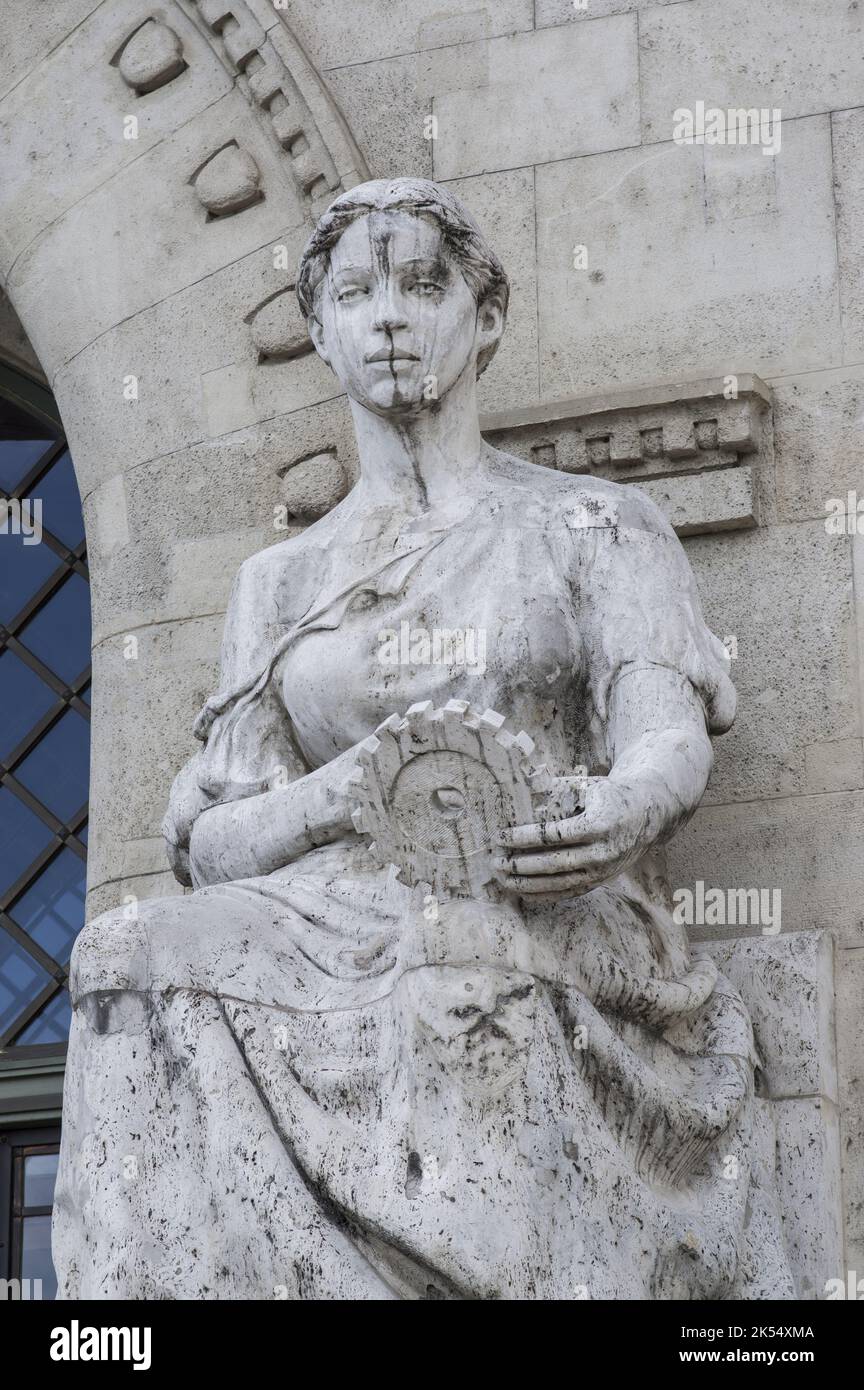 Expressive statue of a woman outside the University of Technology and ...
