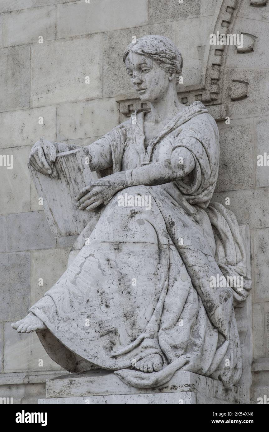 Expressive statue of a woman outside the University of Technology and ...
