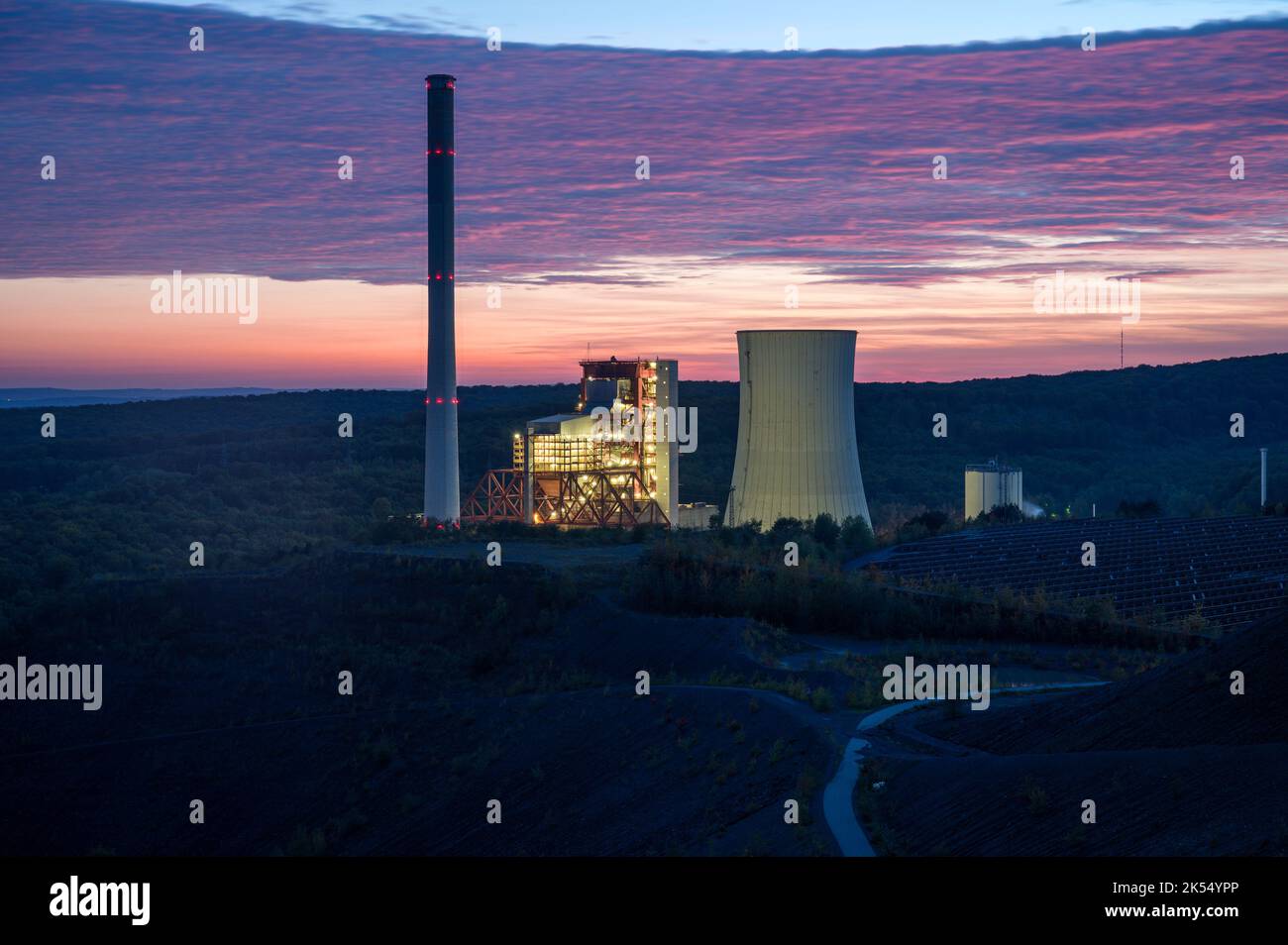 Quierschied, Germany. 03rd Oct, 2022. The Steag power plant Quierschied ...
