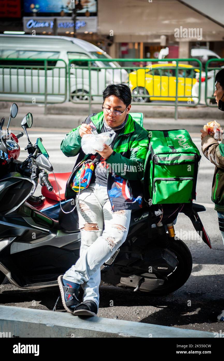 Bangkok street food bike hi-res stock photography and images - Alamy