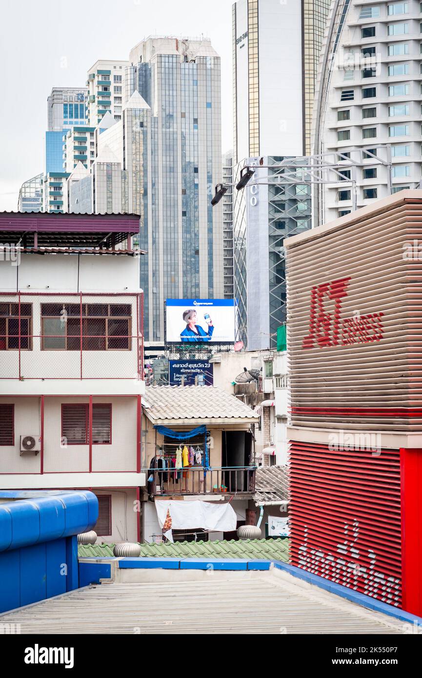 The view above Sukhumvit Rd. at the Asoke Junction, Bangkok, Thailand ...