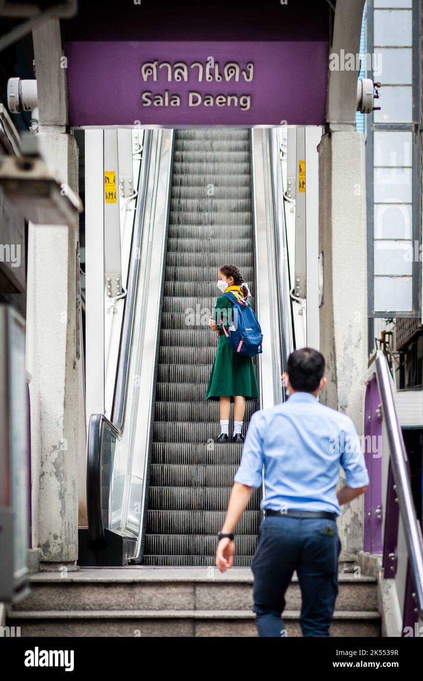 Sala daeng bts station bangkok hi-res stock photography and images - Alamy