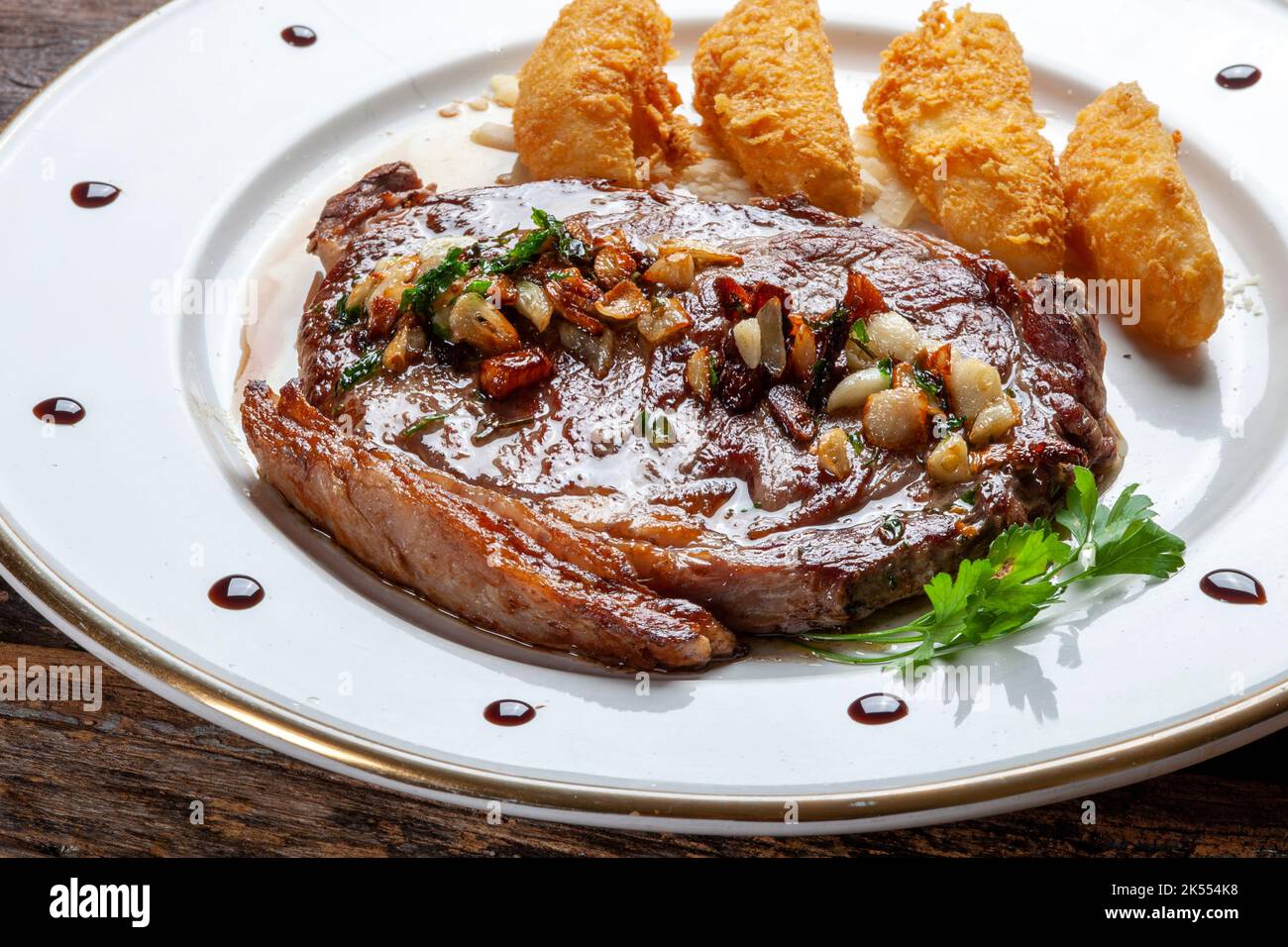 Fresh grilled meat. Grilled beef steak with potatoes Stock Photo - Alamy Fresh grilled meat. Grilled beef steak with potatoes Stock Photo - Alamy
