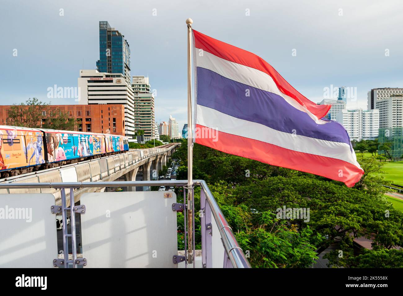 Flying a thai flag hi-res stock photography and images - Alamy