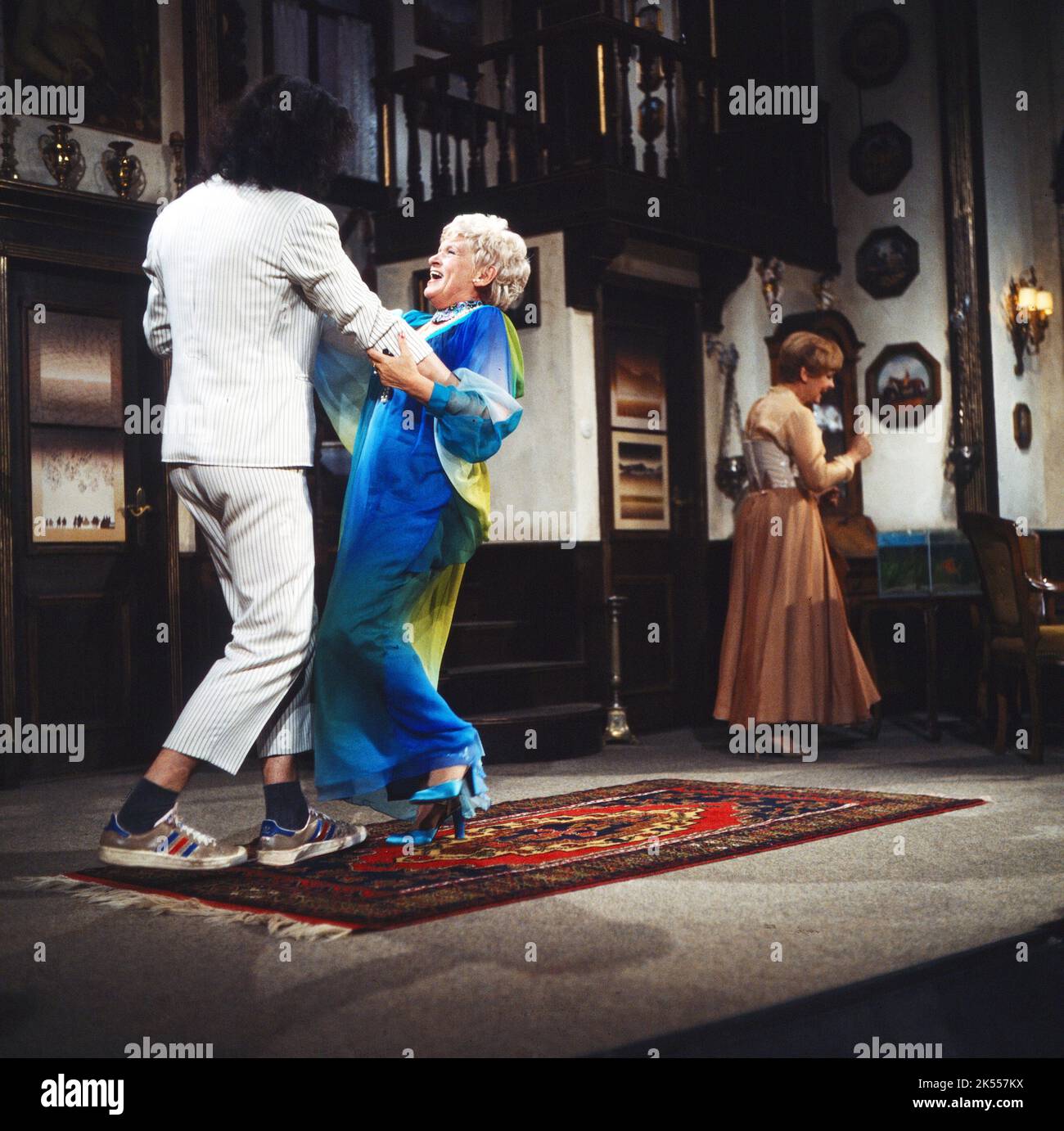 Bring's mir bei, Celine!, Fernsehfassung der Komödie von Maria Pacome ...