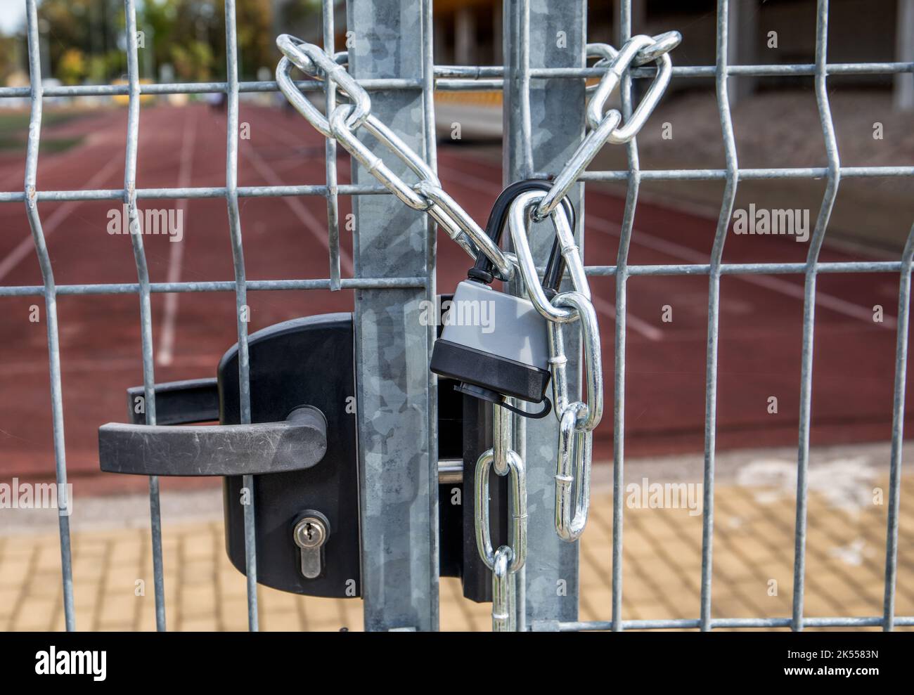 Metal arena gate hi-res stock photography and images - Alamy