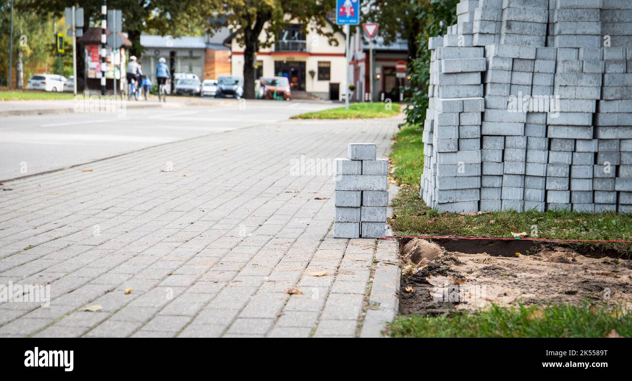 Interlock stones hi-res stock photography and images - Alamy