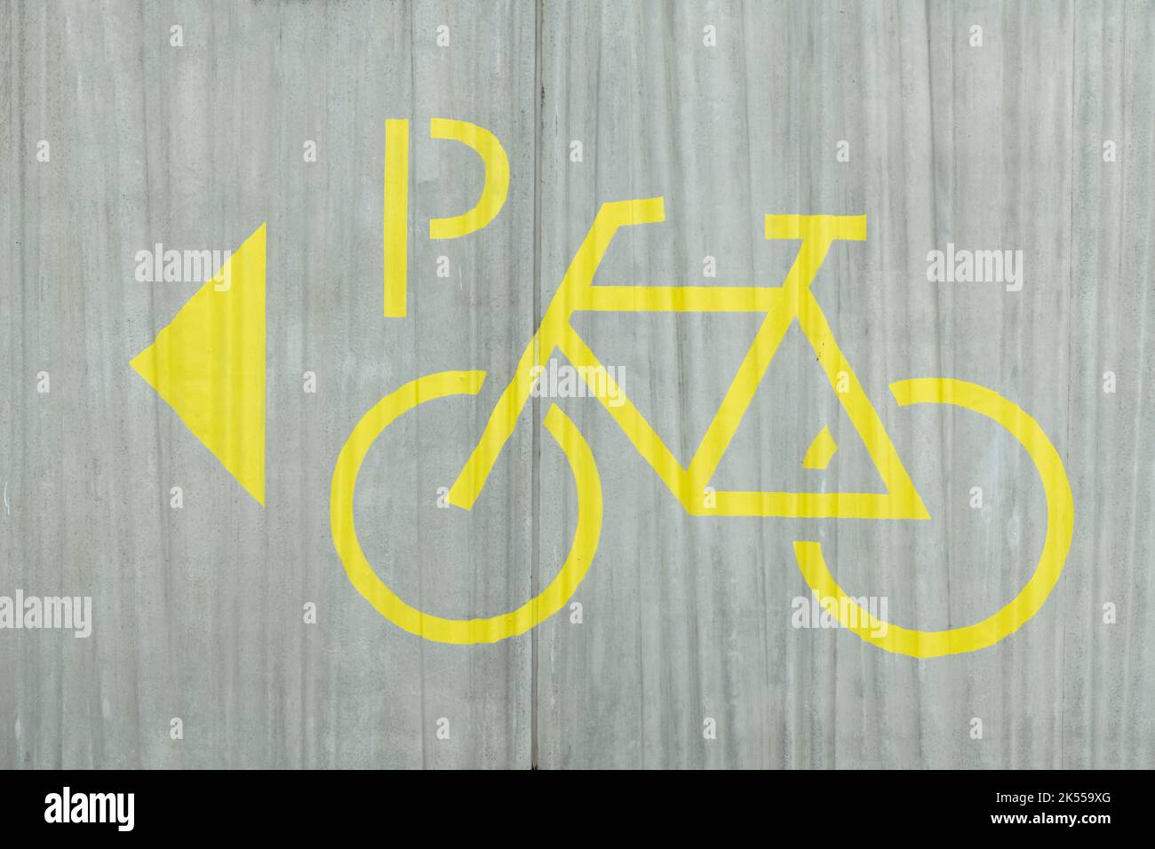 Traffic sign no parking cycle hi-res stock photography and images - Alamy