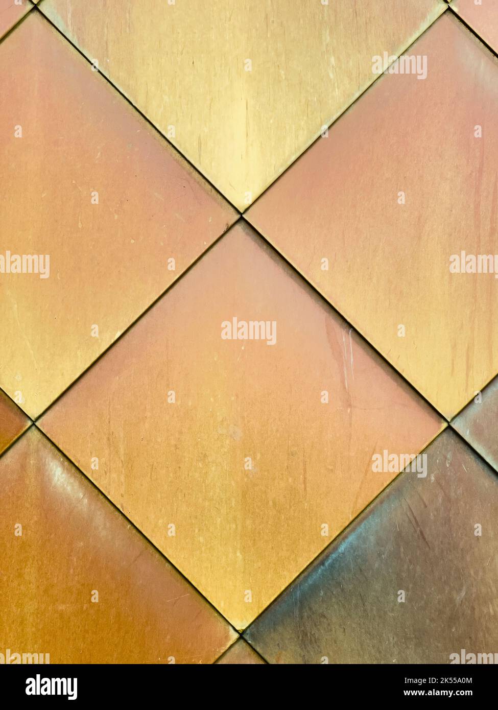 Golden gold background tiles hi-res stock photography and images - Alamy