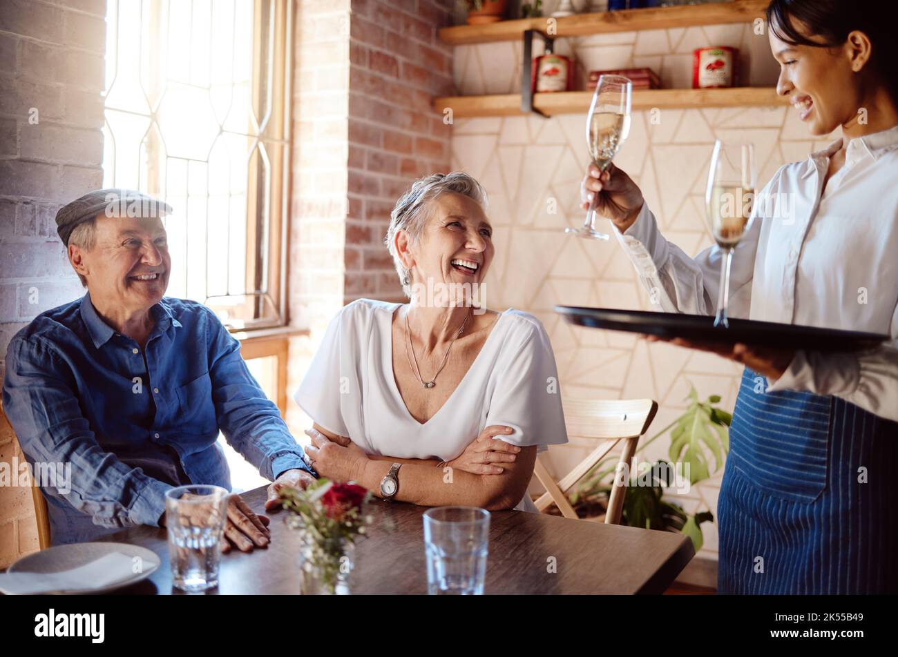 Man woman waiter couple hi-res stock photography and images - Alamy