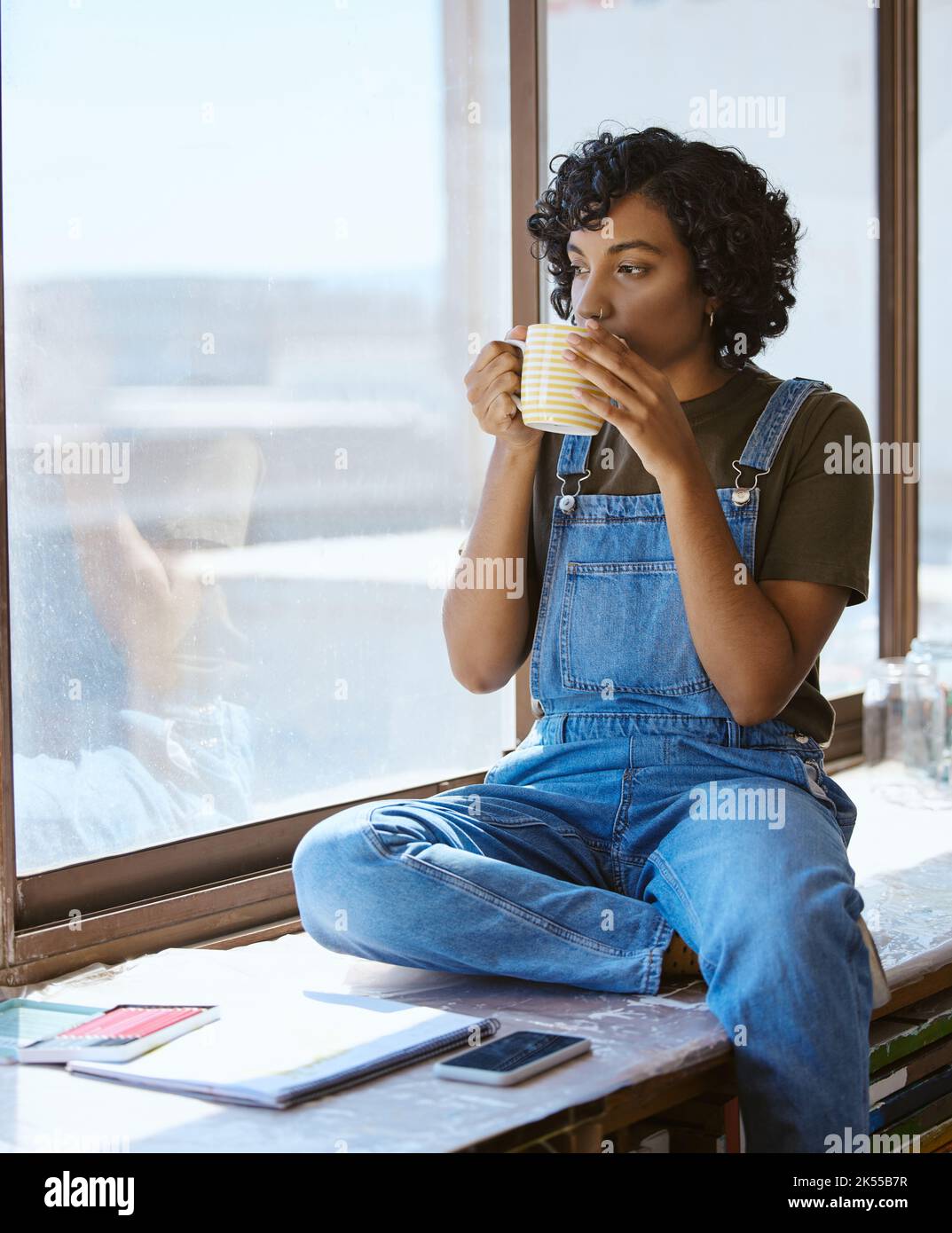Working class indian woman hi-res stock photography and images - Alamy