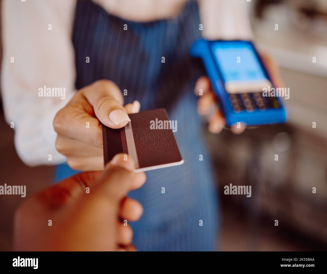 Cashier machine hi-res stock photography and images - Alamy
