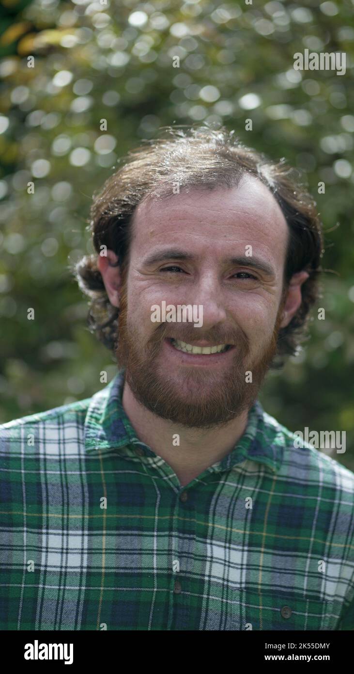 Happy man closeup face. Portrait of a redhead casual male person ...