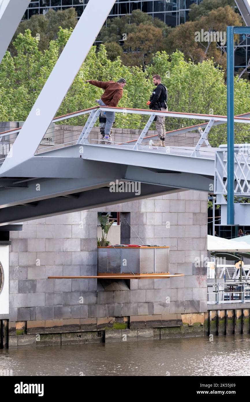 Triangular structure hi-res stock photography and images - Alamy