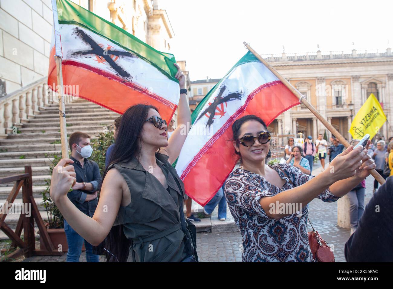 Rome, Italy. 5th Oct, 2022. Sit-in organized in Rome by Amnesty ...