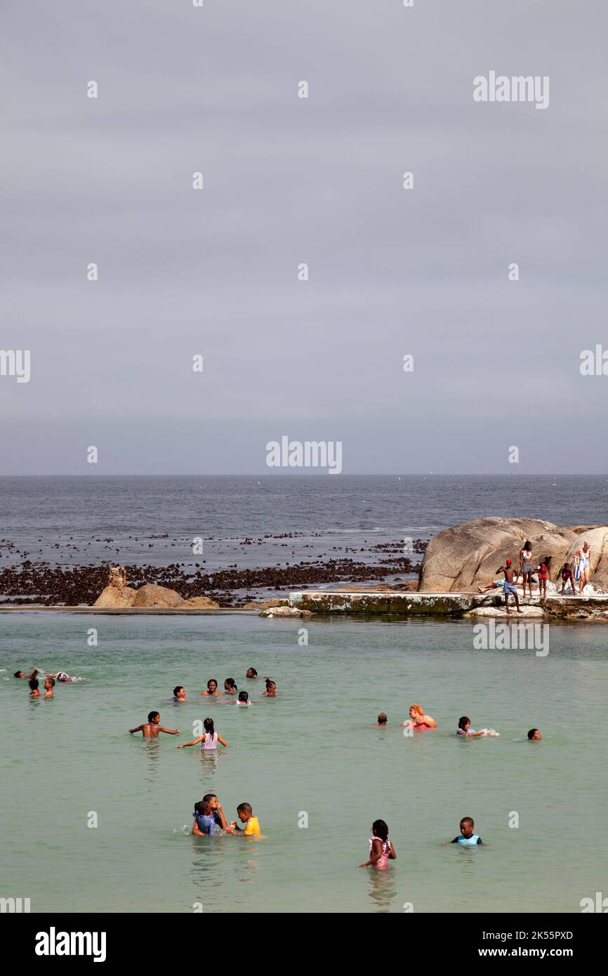 Tidal seawater swimming pool hi-res stock photography and images - Alamy