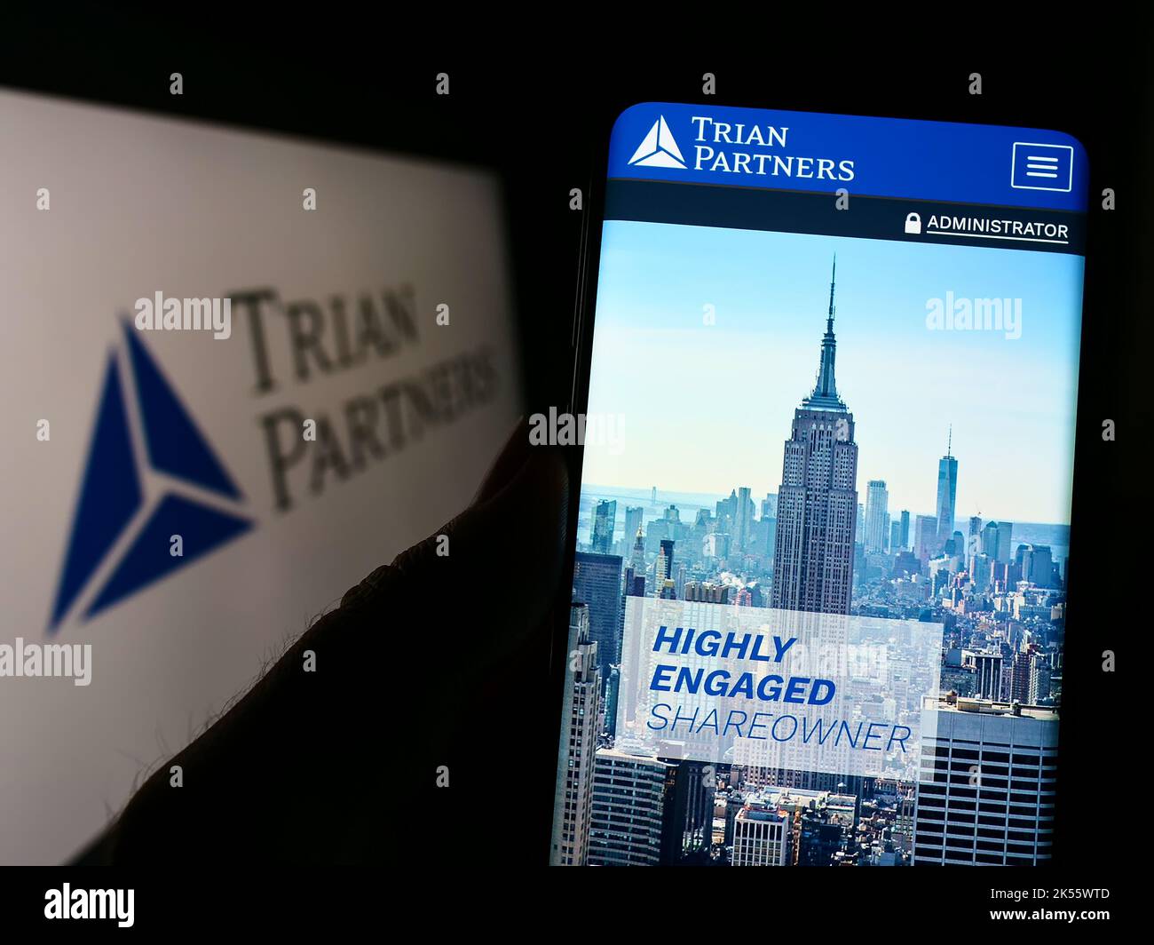 Trian fund hi-res stock photography and images - Alamy