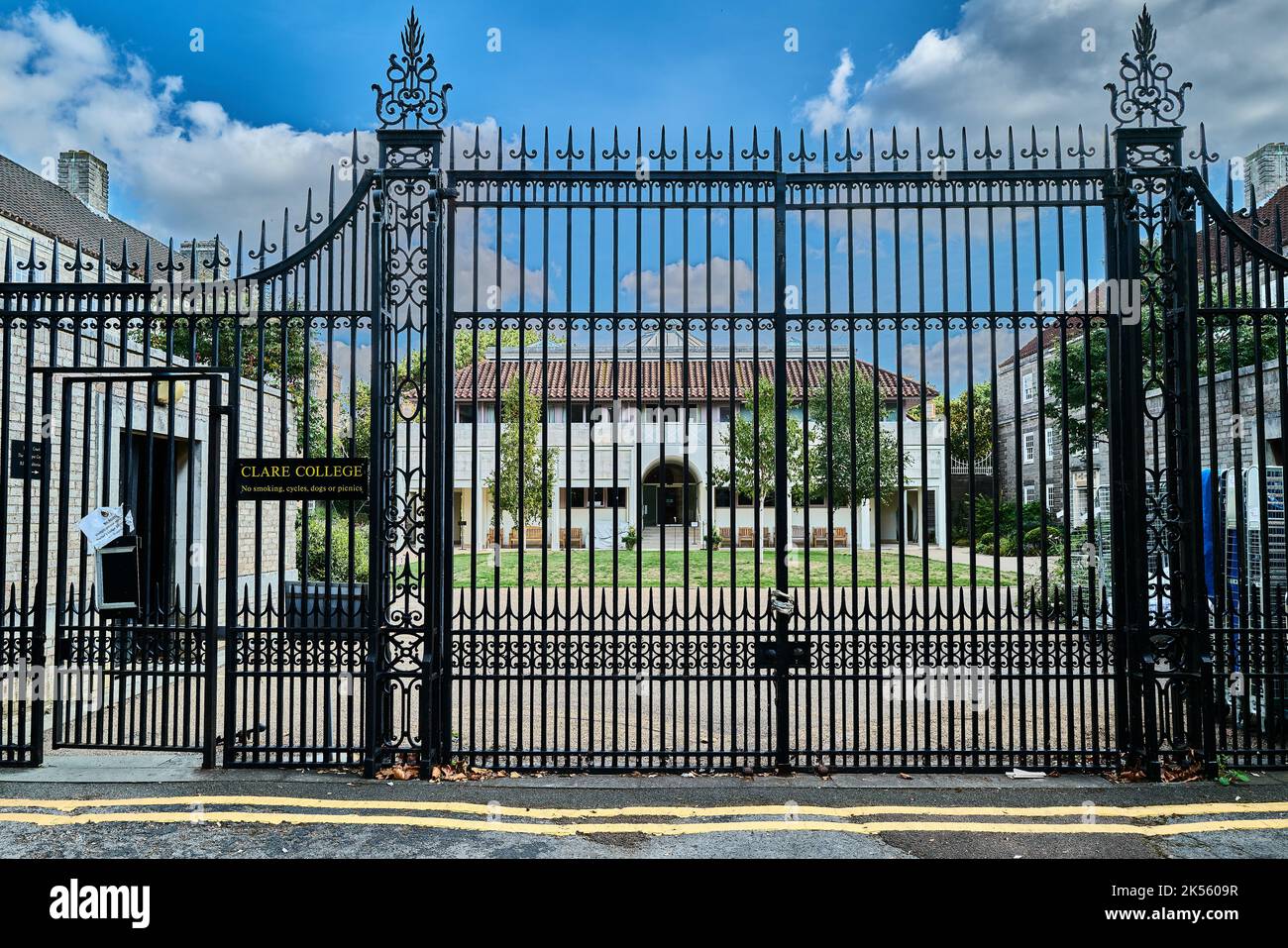 Closed gate to Forbes Mellon library, Clare college, University of ...